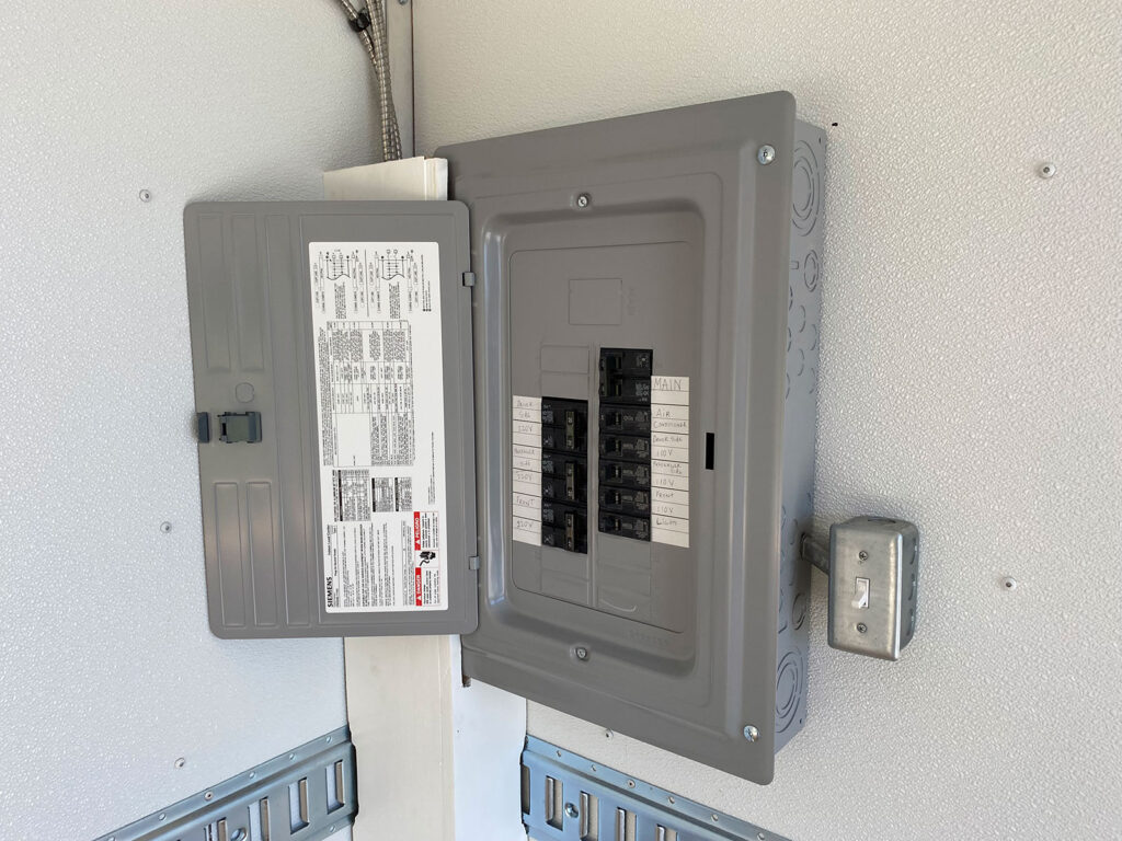 Hunter-engineering-cutaway-e450_IMG_4148 - Bush Truck Leasing