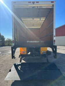 PDF03135-DFS-HENDERSONVILLE-FULL-REAR-CARGO-DOOR-OPEN-AND-LIFTGATE-DOWN ...